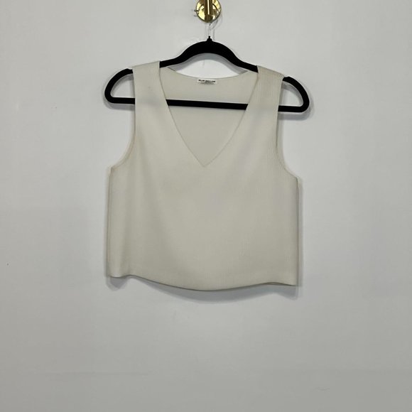 Club Monaco | Tops | Club Monaco White Cropped Ribbed | Poshmark
